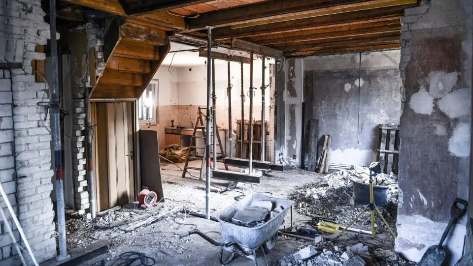 Your Guide to the Demolition Process in Sydney - Auzzie Plastering